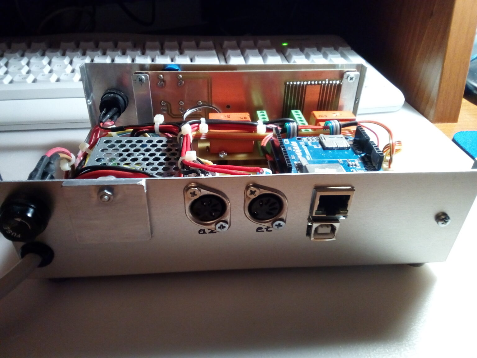 How To Build a Rotator Controller with a Computer Interface - SZ1A